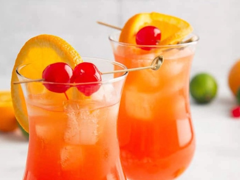 10 Fruity Cocktails for Spring